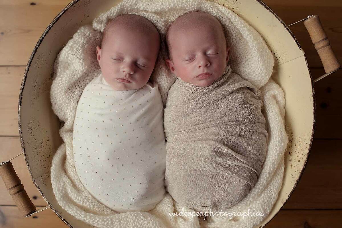 photographe naissance triplés Lille | Wide Open Photographies